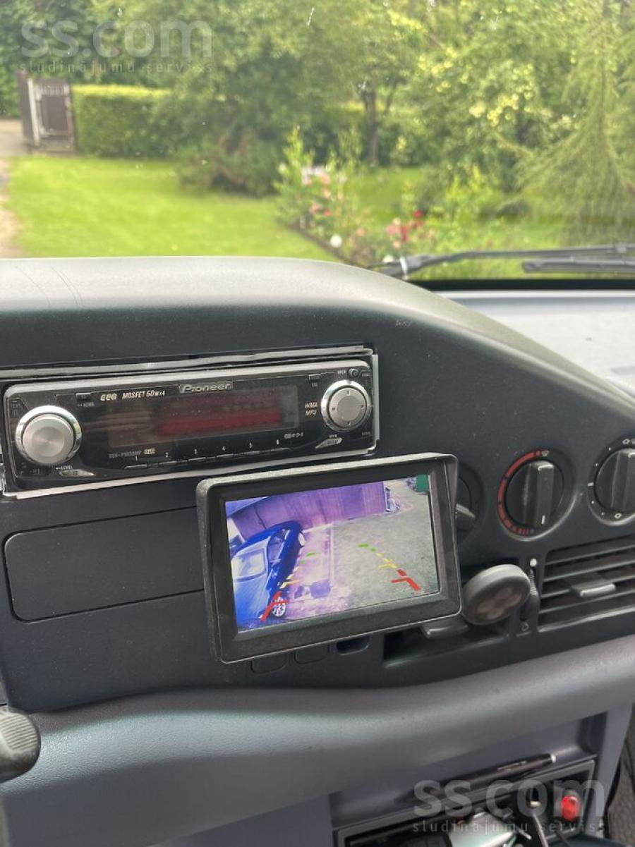 Balts Mercedes-Benz Sprinter 1997 Bauska, ar dzinēja tilpumu 2.90 L un nobraukumu 333 tūkst. km par 7850 €, foto 7 vietnē AUTOMOTO.COM.LV
