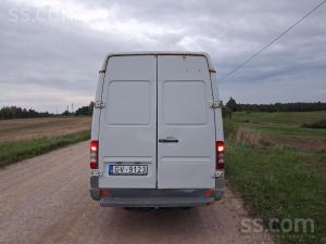 Balts Mercedes-Benz Sprinter 1998 Ludza, ar dzinēja tilpumu 2.90 L un nobraukumu 581 tūkst. km par 2800 €, foto 4 vietnē AUTOMOTO.COM.LV