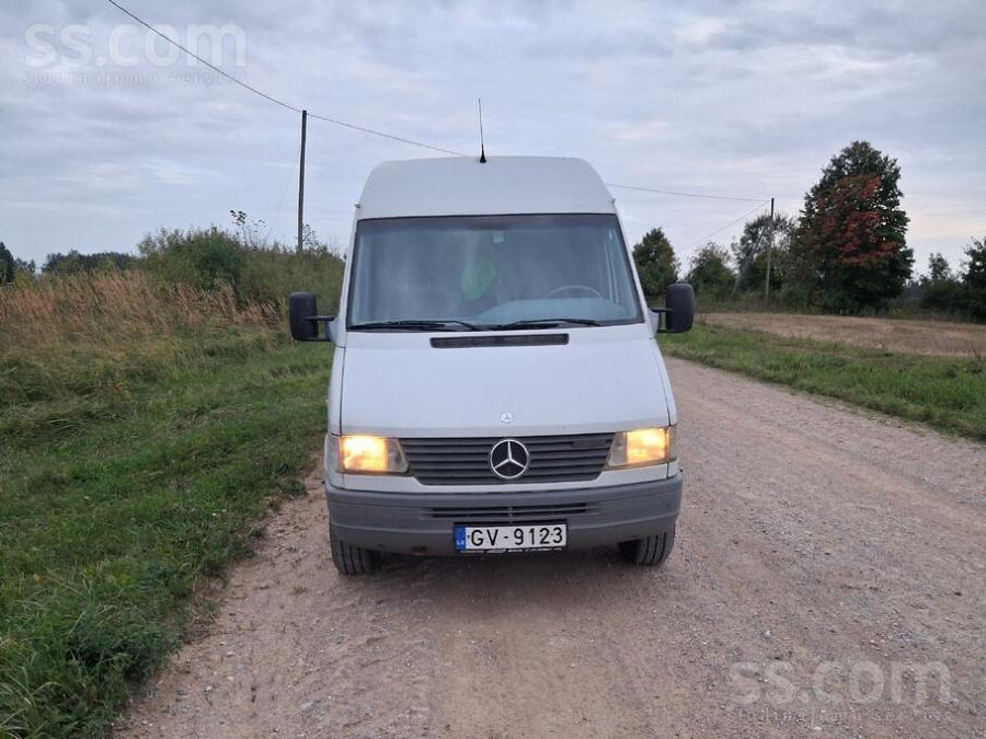Balts Mercedes-Benz Sprinter 1998 Ludza, ar dzinēja tilpumu 2.90 L un nobraukumu 581 tūkst. km par 2800 €, foto 7 vietnē AUTOMOTO.COM.LV