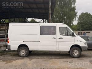 Balts Mercedes-Benz Sprinter 2000 Rīga, ar dzinēja tilpumu 2.20 L un nobraukumu 211 tūkst. km par 9900 €, foto 5 vietnē AUTOMOTO.COM.LV