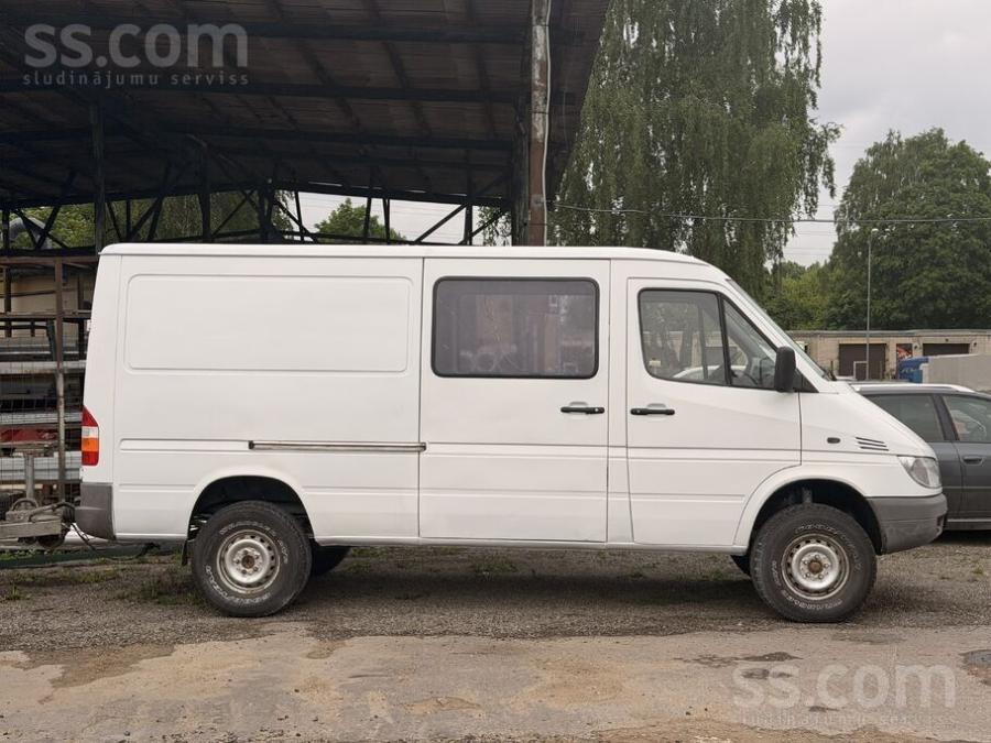 Balts Mercedes-Benz Sprinter 2000 Rīga, ar dzinēja tilpumu 2.20 L un nobraukumu 211 tūkst. km par 9900 €, foto 5 vietnē AUTOMOTO.COM.LV