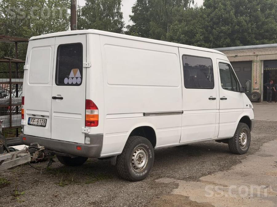 Balts Mercedes-Benz Sprinter 2000 Rīga, ar dzinēja tilpumu 2.20 L un nobraukumu 211 tūkst. km par 9900 €, foto 6 vietnē AUTOMOTO.COM.LV