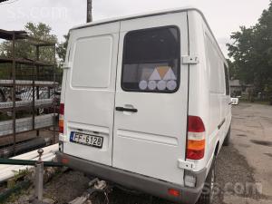 Balts Mercedes-Benz Sprinter 2000 Rīga, ar dzinēja tilpumu 2.20 L un nobraukumu 211 tūkst. km par 9900 €, foto 11 vietnē AUTOMOTO.COM.LV