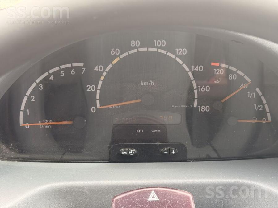 Balts Mercedes-Benz Sprinter 2000 Rīga, ar dzinēja tilpumu 2.20 L un nobraukumu 211 tūkst. km par 9900 €, foto 14 vietnē AUTOMOTO.COM.LV