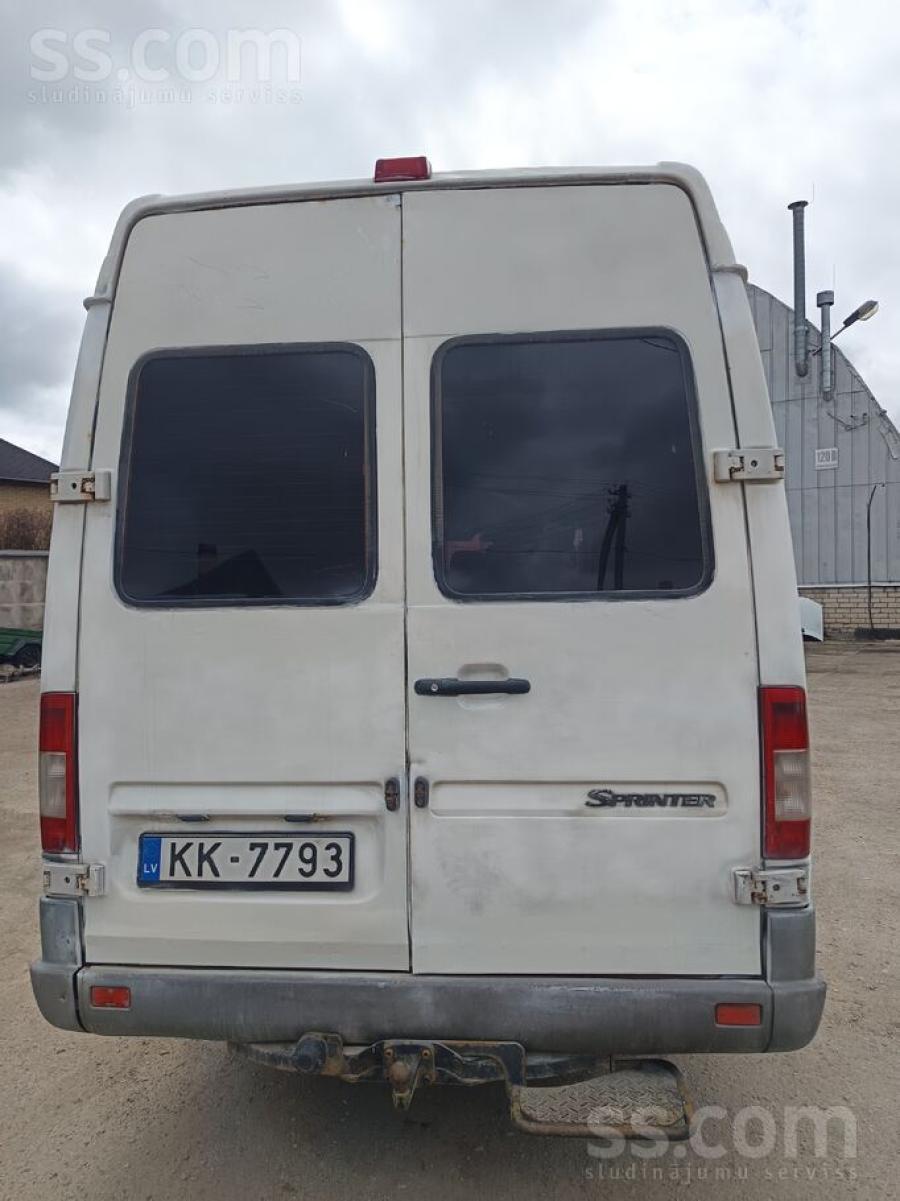 Balts Mercedes-Benz Sprinter 2000 Daugavpils, ar dzinēja tilpumu 2.20 L un nobraukumu 0 tūkst. km par 2650 €, foto 5 vietnē AUTOMOTO.COM.LV