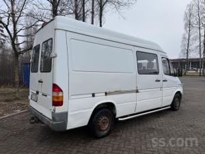 Balts Mercedes-Benz Sprinter 2000 Valmiera, ar dzinēja tilpumu 2.20 L un nobraukumu 253 tūkst. km par 3000 €, foto 5 vietnē AUTOMOTO.COM.LV