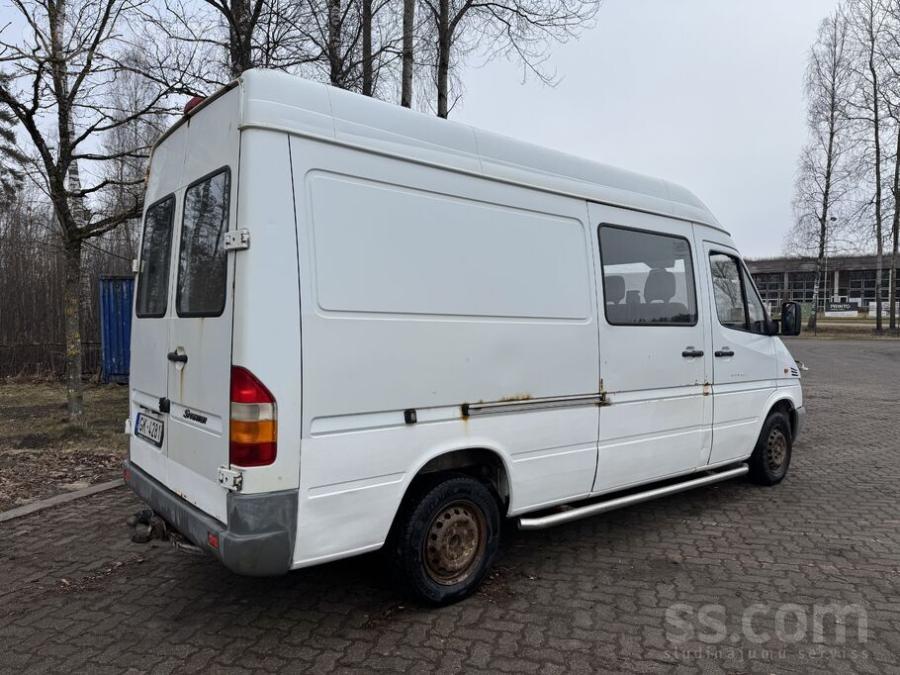 Balts Mercedes-Benz Sprinter 2000 Valmiera, ar dzinēja tilpumu 2.20 L un nobraukumu 253 tūkst. km par 3000 €, foto 5 vietnē AUTOMOTO.COM.LV