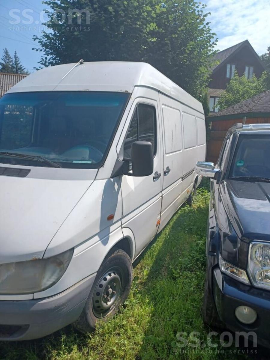 Balts Mercedes-Benz Sprinter 2000 Rīga, ar dzinēja tilpumu 2.20 L un nobraukumu 451 tūkst. km par 3100 €, foto 3 vietnē AUTOMOTO.COM.LV
