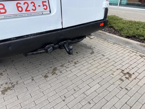 Balts Mercedes-Benz Sprinter 2002 Rīga, ar dzinēja tilpumu 2.20 L un nobraukumu 420 tūkst. km par 2799 €, foto 5 vietnē AUTOMOTO.COM.LV
