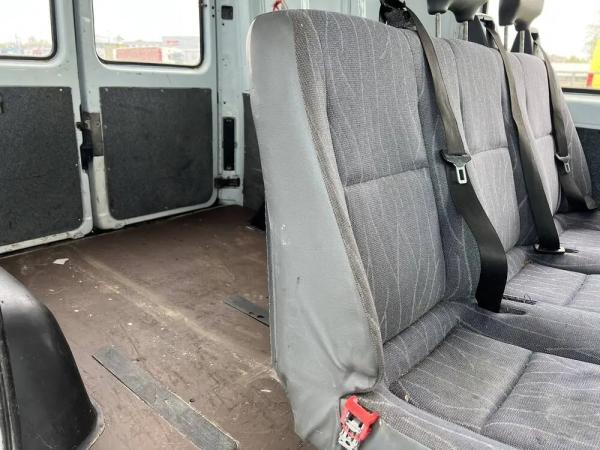 White Mercedes-Benz Sprinter 2002 in Rezekne, with an engine capacity of 2.20 L and mileage of 420 thousand km for 2799 €, photo 7 on AUTOMOTO.COM.LV