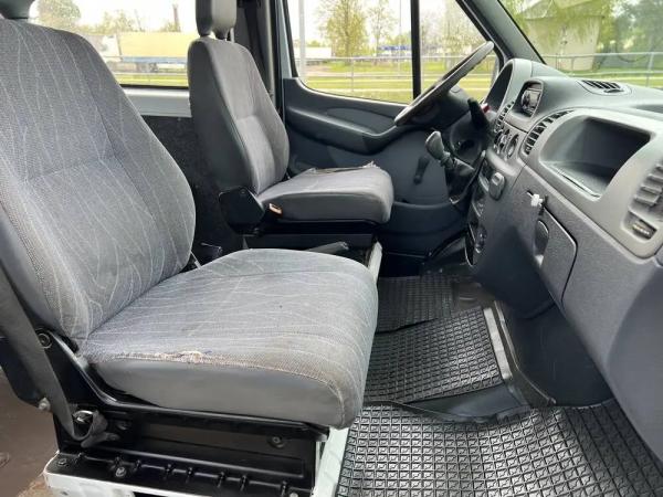 White Mercedes-Benz Sprinter 2002 in Rezekne, with an engine capacity of 2.20 L and mileage of 420 thousand km for 2799 €, photo 10 on AUTOMOTO.COM.LV