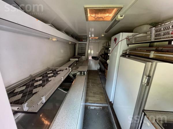 Balts Mercedes-Benz Sprinter 2002 Cēsis, ar dzinēja tilpumu 2.20 L un nobraukumu 549 tūkst. km par 12500 €, foto 8 vietnē AUTOMOTO.COM.LV