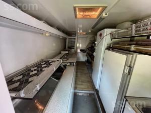Balts Mercedes-Benz Sprinter 2002 Cēsis, ar dzinēja tilpumu 2.20 L un nobraukumu 549 tūkst. km par 12500 €, foto 9 vietnē AUTOMOTO.COM.LV