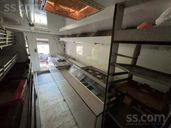 Balts Mercedes-Benz Sprinter 2002 Cēsis, ar dzinēja tilpumu 2.20 L un nobraukumu 549 tūkst. km par 12500 €, foto 9 vietnē AUTOMOTO.COM.LV