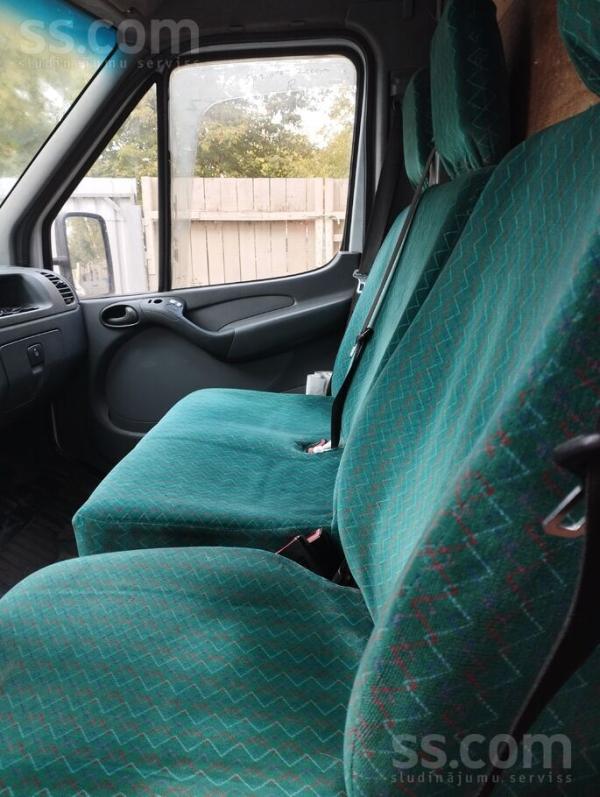 Balts Mercedes-Benz Sprinter 2002 Daugavpils, ar dzinēja tilpumu 2.60 L un nobraukumu 313 tūkst. km par 3450 €, foto 6 vietnē AUTOMOTO.COM.LV