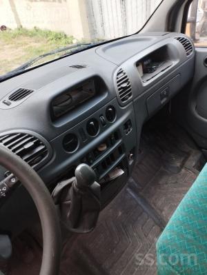 White Mercedes-Benz Sprinter 2002 in Daugavpils, with an engine capacity of 2.60 L and mileage of 313 thousand km for 3450 €, photo 8 on AUTOMOTO.COM.LV