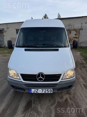 Balts Mercedes-Benz Sprinter 2003 Daugavpils, ar dzinēja tilpumu 2.20 L un nobraukumu 0 tūkst. km par 25700 €, foto 6 vietnē AUTOMOTO.COM.LV