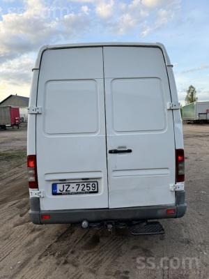 Balts Mercedes-Benz Sprinter 2003 Daugavpils, ar dzinēja tilpumu 2.20 L un nobraukumu 0 tūkst. km par 25700 €, foto 9 vietnē AUTOMOTO.COM.LV