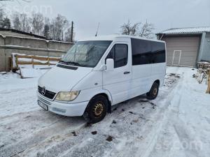 Balts Mercedes-Benz Sprinter 2003 Rīga, ar dzinēja tilpumu 2.20 L un nobraukumu 282 tūkst. km par 4500 €, foto  vietnē AUTOMOTO.COM.LV