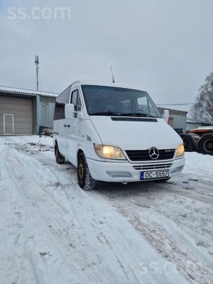 Balts Mercedes-Benz Sprinter 2003 Rīga, ar dzinēja tilpumu 2.20 L un nobraukumu 282 tūkst. km par 4500 €, foto 2 vietnē AUTOMOTO.COM.LV