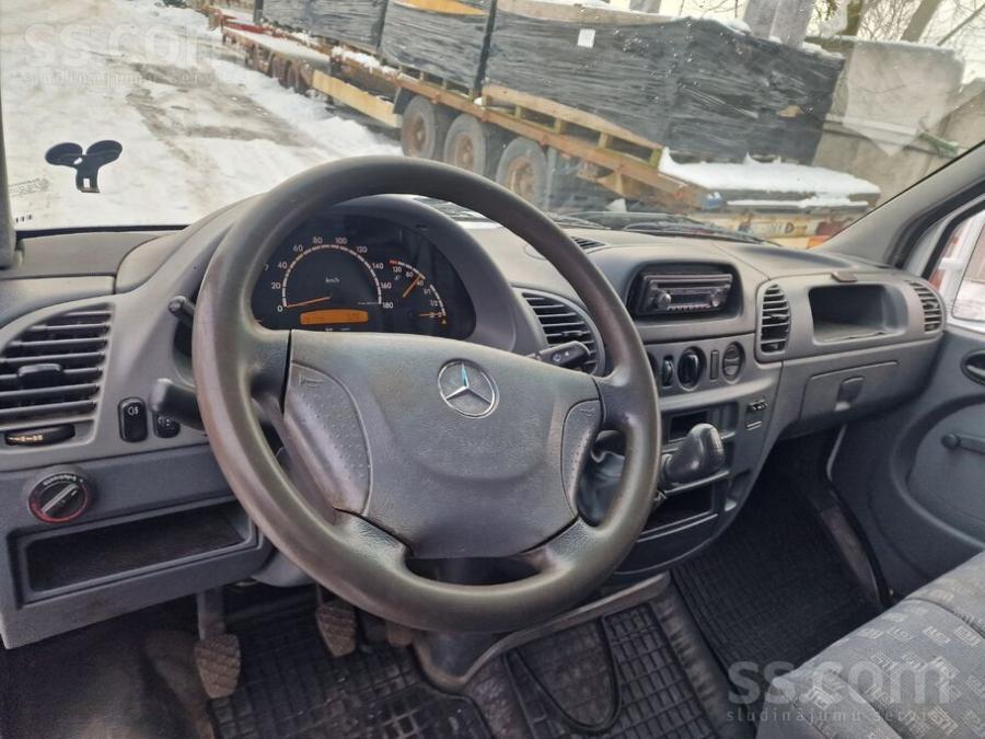 Balts Mercedes-Benz Sprinter 2003 Rīga, ar dzinēja tilpumu 2.20 L un nobraukumu 282 tūkst. km par 4500 €, foto 9 vietnē AUTOMOTO.COM.LV