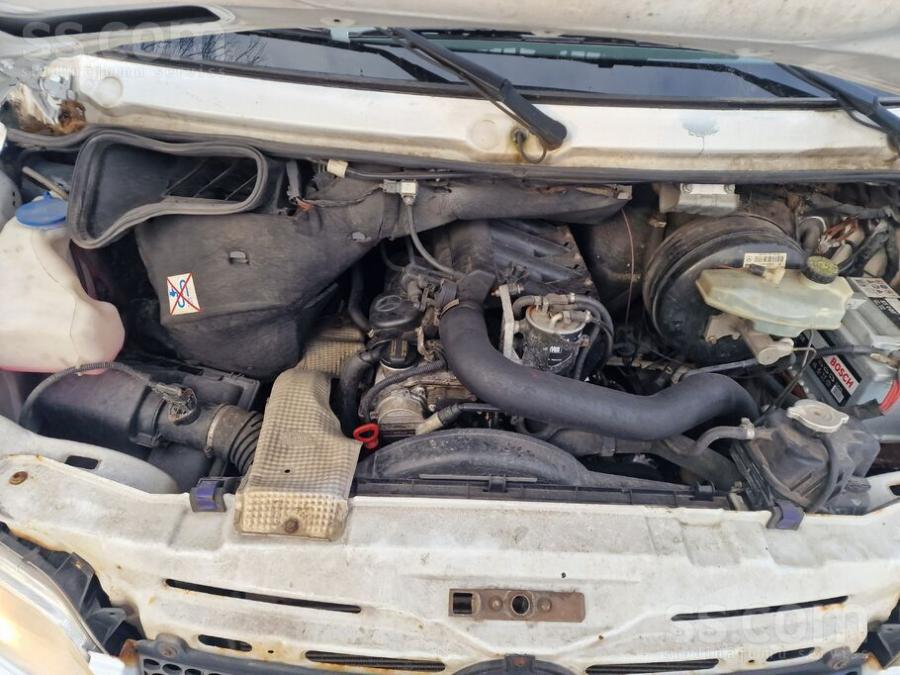 Balts Mercedes-Benz Sprinter 2003 Rīga, ar dzinēja tilpumu 2.20 L un nobraukumu 282 tūkst. km par 4000 €, foto 11 vietnē AUTOMOTO.COM.LV
