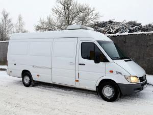 Balts Mercedes-Benz Sprinter 2003 Tallina, ar dzinēja tilpumu 2.10 L un nobraukumu 586 tūkst. km par 1599 €, foto  vietnē AUTOMOTO.COM.LV
