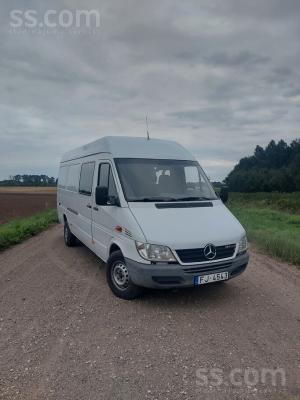 Balts Mercedes-Benz Sprinter 2003 Rīga, ar dzinēja tilpumu 2.20 L un nobraukumu 340 tūkst. km par 4500 €, foto 3 vietnē AUTOMOTO.COM.LV