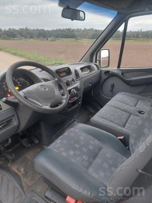 Balts Mercedes-Benz Sprinter 2003 Rīga, ar dzinēja tilpumu 2.20 L un nobraukumu 340 tūkst. km par 4500 €, foto 7 vietnē AUTOMOTO.COM.LV