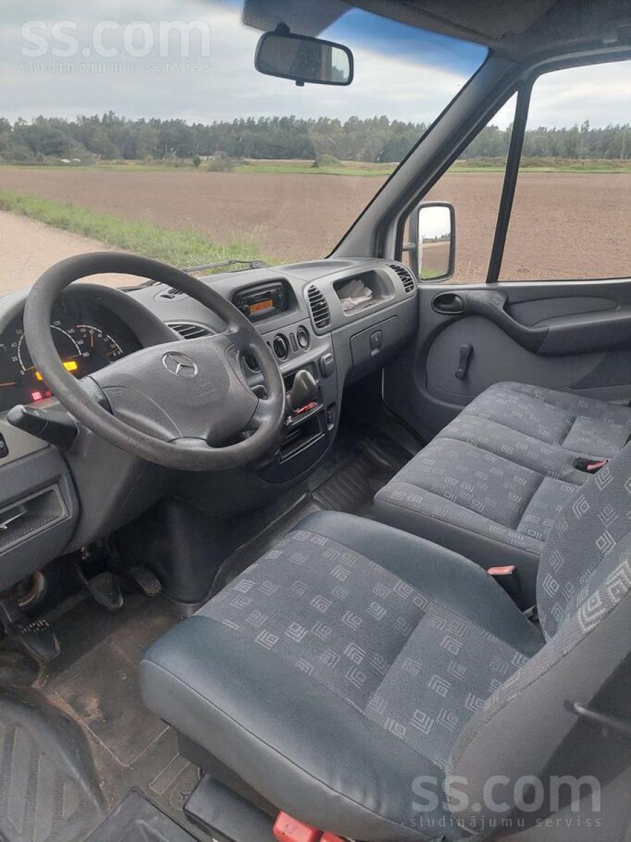 Balts Mercedes-Benz Sprinter 2003 Rīga, ar dzinēja tilpumu 2.20 L un nobraukumu 340 tūkst. km par 4500 €, foto 7 vietnē AUTOMOTO.COM.LV