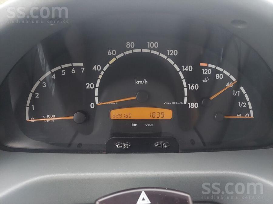Balts Mercedes-Benz Sprinter 2003 Rīga, ar dzinēja tilpumu 2.20 L un nobraukumu 340 tūkst. km par 4500 €, foto 9 vietnē AUTOMOTO.COM.LV