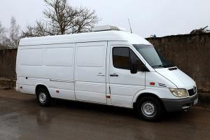 White Mercedes-Benz Sprinter 2003 in Tallinn, with an engine capacity of 2.10 L and mileage of 586 thousand km for 1499 €, photo 1 on AUTOMOTO.COM.LV