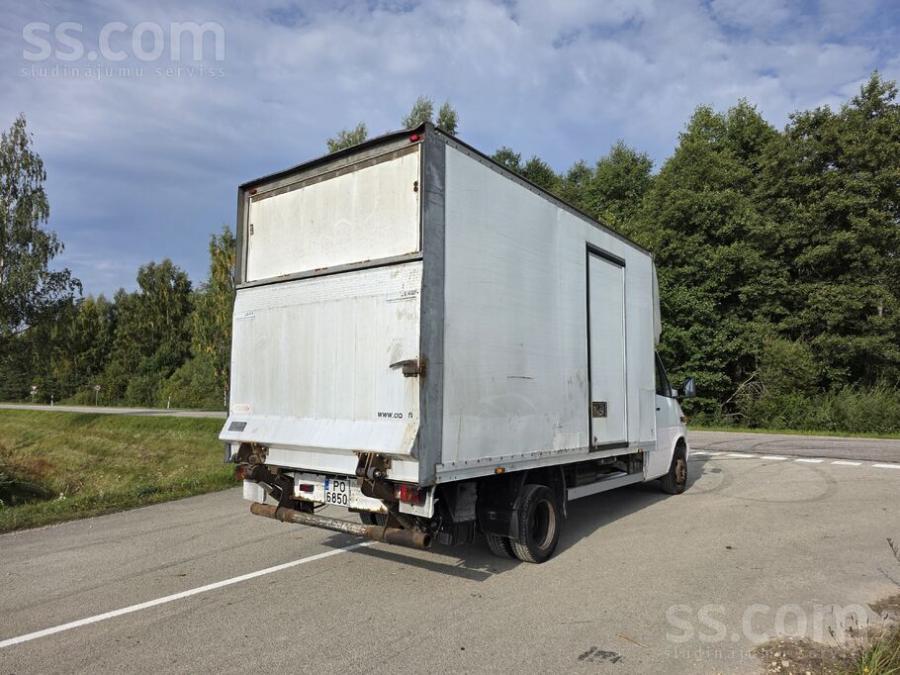 Balts Mercedes-Benz Sprinter 2003 Rīga, ar dzinēja tilpumu 2.20 L un nobraukumu 635 tūkst. km par 5300 €, foto 4 vietnē AUTOMOTO.COM.LV