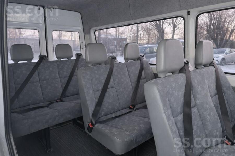 Balts Mercedes-Benz Sprinter 2003 Rīga, ar dzinēja tilpumu 2.20 L un nobraukumu 414 tūkst. km par 4200 €, foto 6 vietnē AUTOMOTO.COM.LV