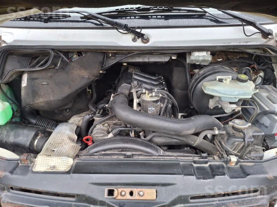 Balts Mercedes-Benz Sprinter 2004 Tukums, ar dzinēja tilpumu 2.10 L un nobraukumu 189 tūkst. km par 7990 €, foto 12 vietnē AUTOMOTO.COM.LV
