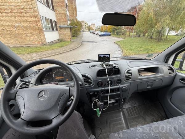 White Mercedes-Benz Sprinter 2005 in Aizkraukle, with an engine capacity of 2.20 L and mileage of 158 thousand km for 3299 €, photo 11 on AUTOMOTO.COM.LV