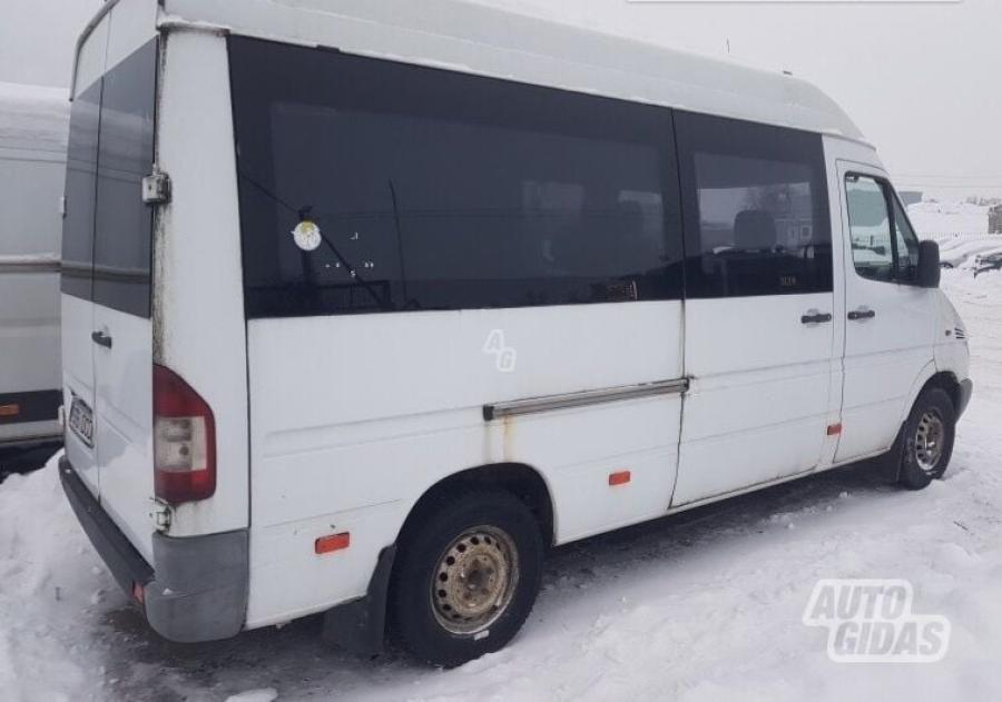 Balts Mercedes-Benz Sprinter 2005 Panevēža, ar dzinēja tilpumu 2.70 L un nobraukumu 643 tūkst. km par 3000 €, foto 4 vietnē AUTOMOTO.COM.LV
