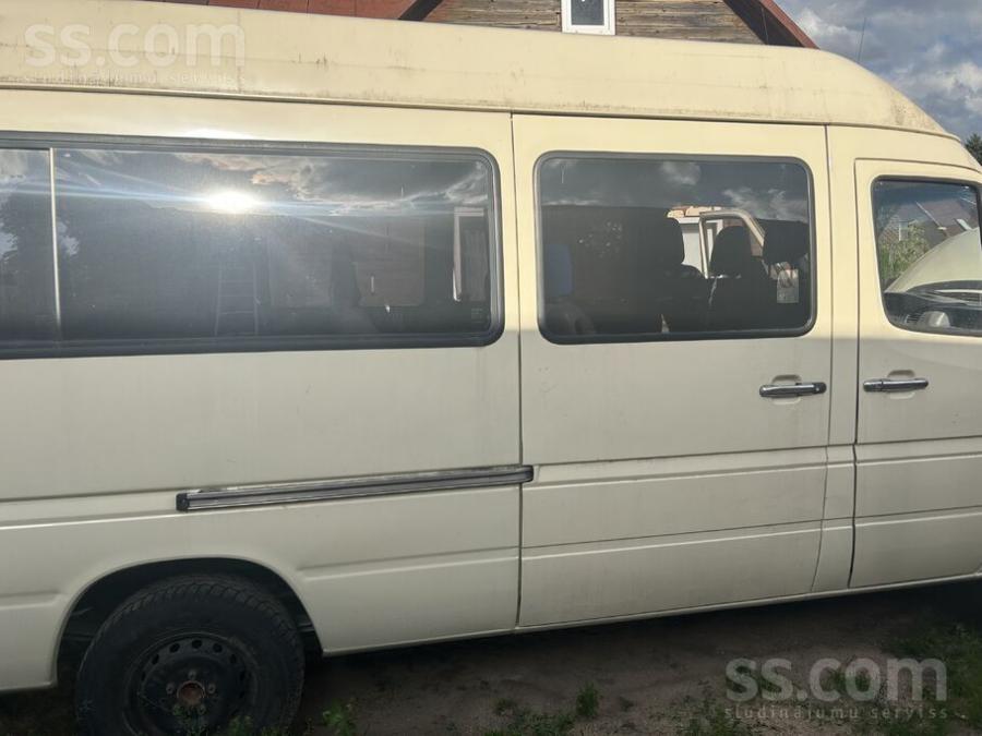 Balts Mercedes-Benz Sprinter 2005 Daugavpils, ar dzinēja tilpumu 2.20 L un nobraukumu 340 tūkst. km par 3800 €, foto 3 vietnē AUTOMOTO.COM.LV