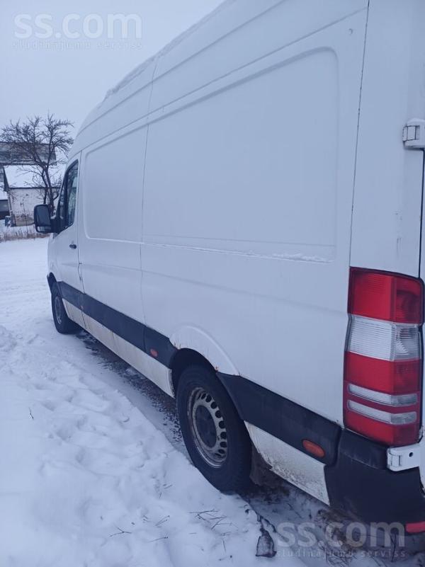 Balts Mercedes-Benz Sprinter 2007 Jēkabpils, ar dzinēja tilpumu 2.20 L un nobraukumu 385 tūkst. km par 4500 €, foto 2 vietnē AUTOMOTO.COM.LV