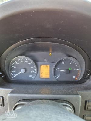 White Mercedes-Benz Sprinter 2007 in Pakruojis, with an engine capacity of 2.20 L and mileage of 715 thousand km for 9000 €, photo 9 on AUTOMOTO.COM.LV