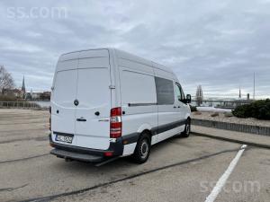 White Mercedes-Benz Sprinter 2007 in Riga, with an engine capacity of 2.20 L and mileage of 209 thousand km for 8900 €, photo 6 on AUTOMOTO.COM.LV