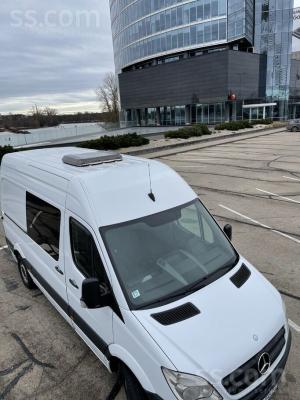 White Mercedes-Benz Sprinter 2007 in Riga, with an engine capacity of 2.20 L and mileage of 209 thousand km for 8900 €, photo 10 on AUTOMOTO.COM.LV