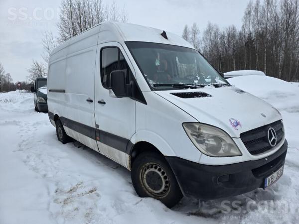Balts Mercedes-Benz Sprinter 2007 Daugavpils, ar dzinēja tilpumu 2.10 L un nobraukumu 385 tūkst. km par 3300 €, foto 1 vietnē AUTOMOTO.COM.LV