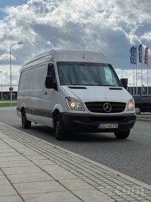 White Mercedes-Benz Sprinter 2007 in Riga, with an engine capacity of 2.20 L and mileage of 310 thousand km for 3000 €, photo 3 on AUTOMOTO.COM.LV