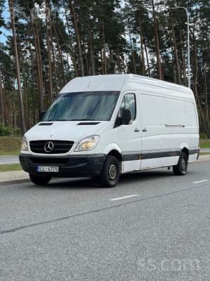 White Mercedes-Benz Sprinter 2007 in Riga, with an engine capacity of 2.20 L and mileage of 310 thousand km for 3000 €, photo 5 on AUTOMOTO.COM.LV