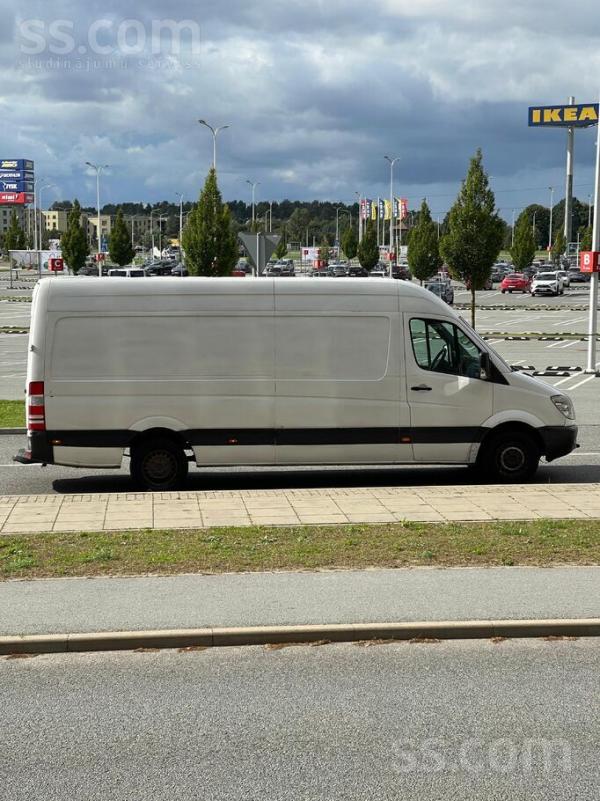 White Mercedes-Benz Sprinter 2007 in Riga, with an engine capacity of 2.20 L and mileage of 310 thousand km for 3000 €, photo 10 on AUTOMOTO.COM.LV
