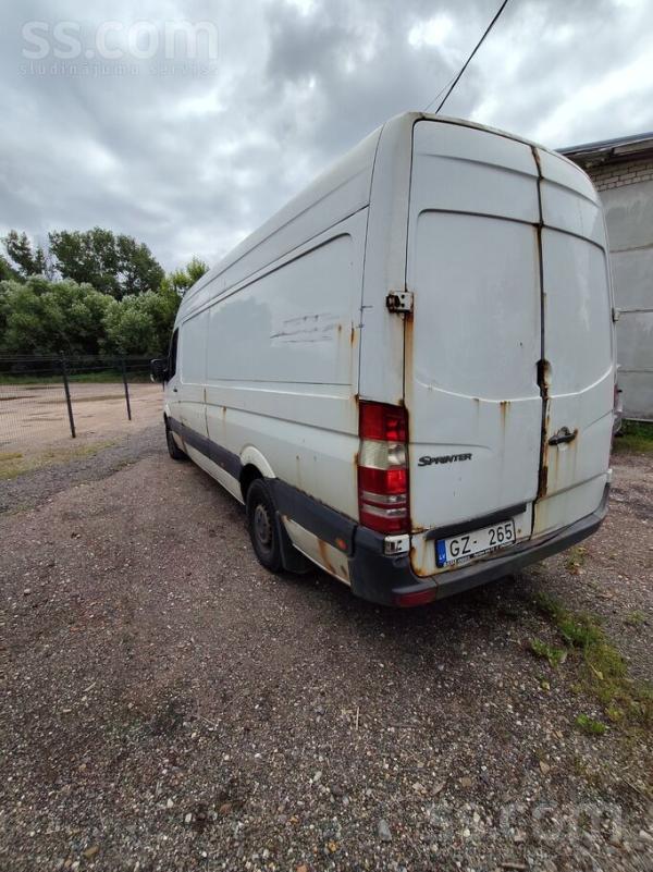 Balts Mercedes-Benz Sprinter 2007 Rīga, ar dzinēja tilpumu 2.20 L un nobraukumu 347 tūkst. km par 1800 €, foto 6 vietnē AUTOMOTO.COM.LV
