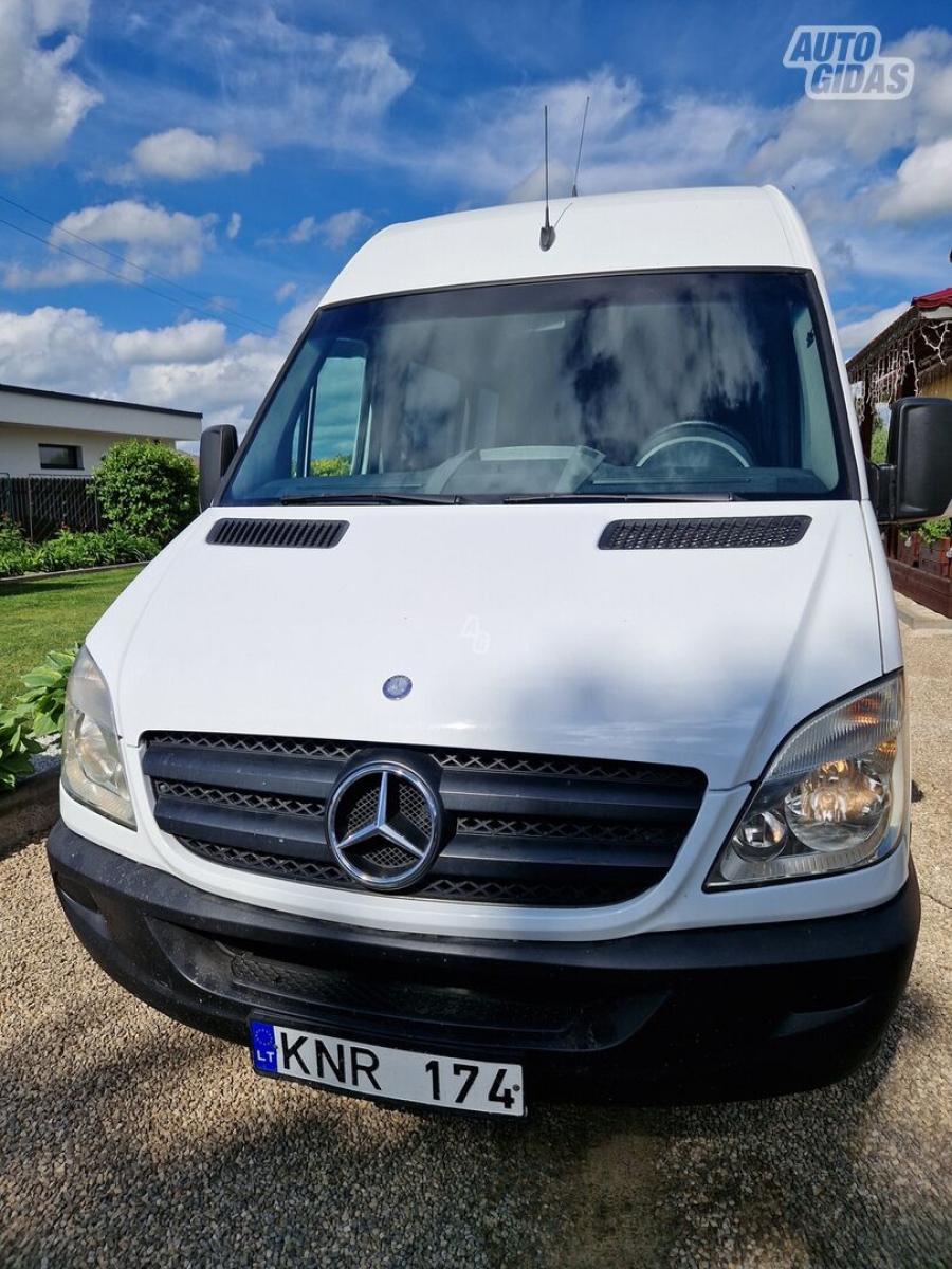 Balts Mercedes-Benz Sprinter 2007 Pakruojis, ar dzinēja tilpumu 2.20 L un nobraukumu 715 tūkst. km par 7200 €, foto 4 vietnē AUTOMOTO.COM.LV