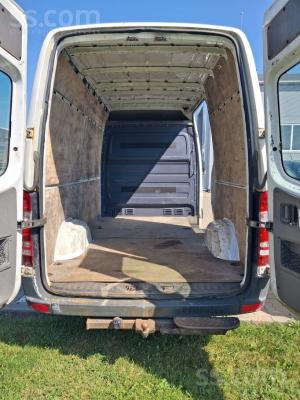 Balts Mercedes-Benz Sprinter 2007 Jūrmala, ar dzinēja tilpumu 3.00 L un nobraukumu 341 tūkst. km par 3900 €, foto 7 vietnē AUTOMOTO.COM.LV