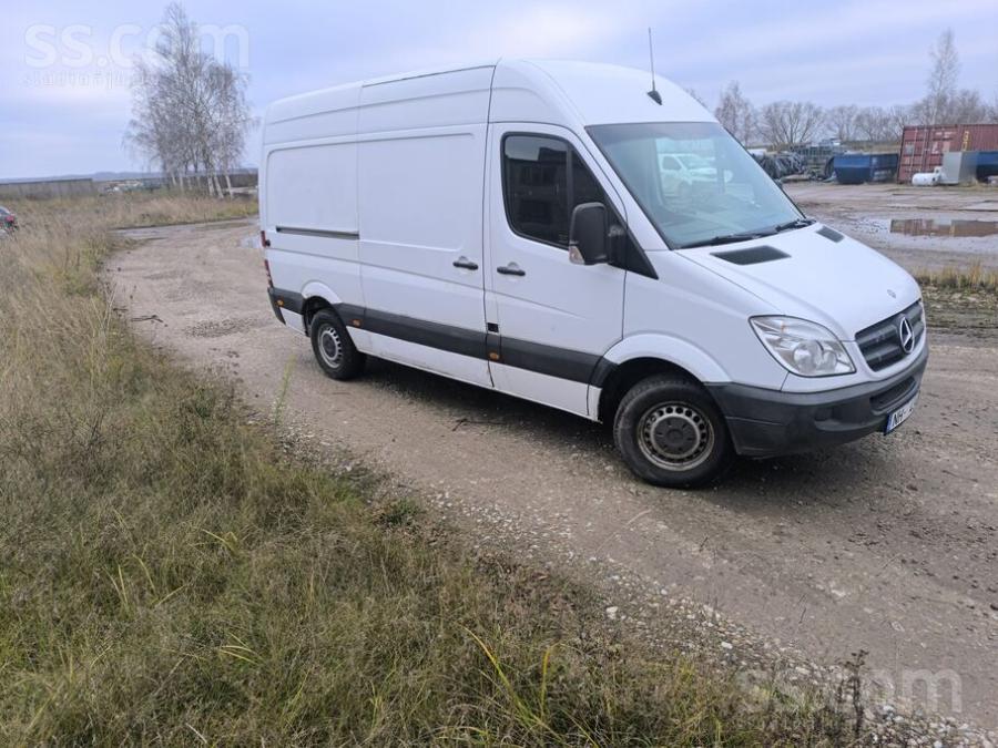 Balts Mercedes-Benz Sprinter 2008 Liepāja, ar dzinēja tilpumu 2.20 L un nobraukumu 376 tūkst. km par 4000 €, foto 2 vietnē AUTOMOTO.COM.LV